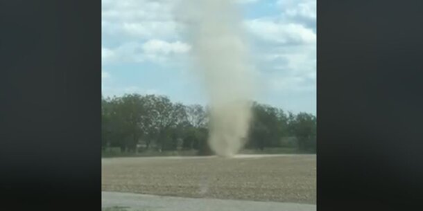 ''Mini-Tornado'' in Wien gesichtet :: wetter.at